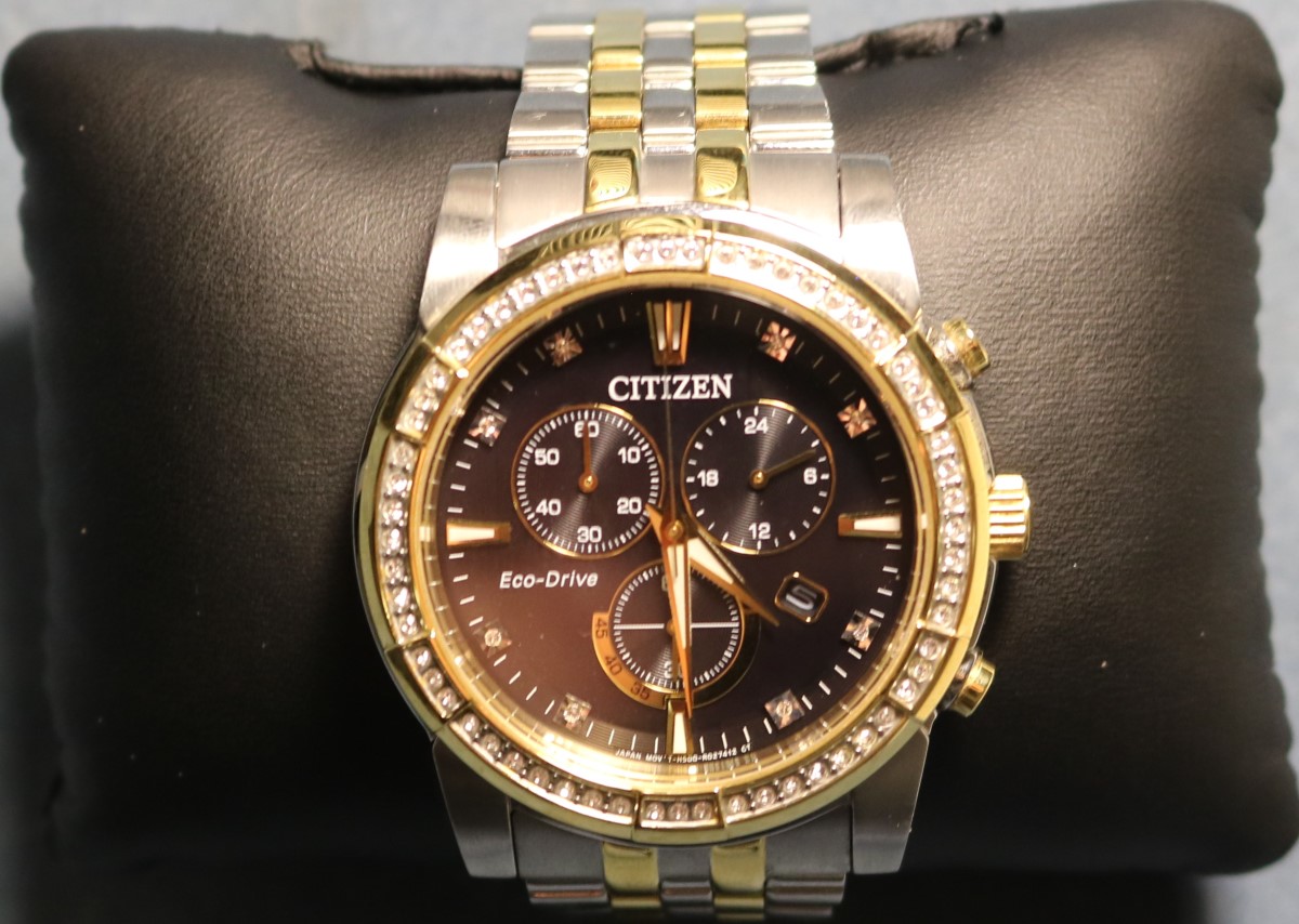 CITIZEN Gent's Wristwatch H500-R012177 Like New | Buya