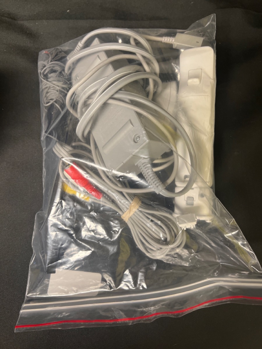 BLACK WII CONSOLE, MODEL: RVL-101 Good | Buya