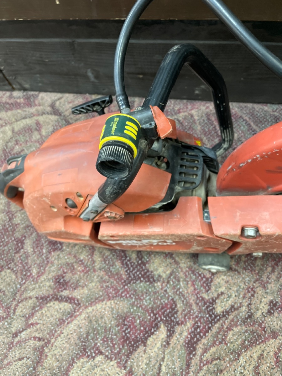 HILTI DSH 700 70CC 14 IN. HAND-HELD GAS SAW WITH DSH-P SELF PRIMING ...