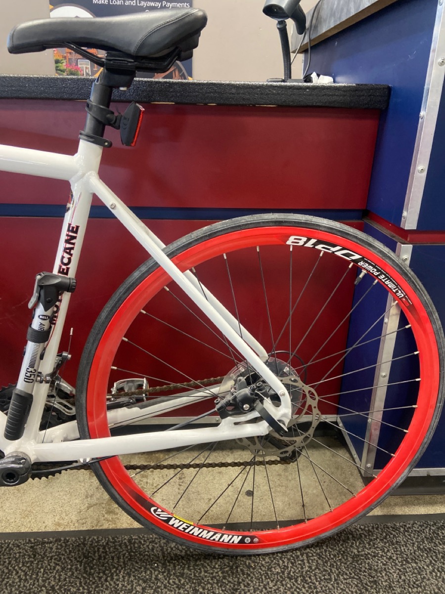 MOTOBECANE TURINO white black -DISC BRAKES Like New | Pawn 1 | Spokane | WA