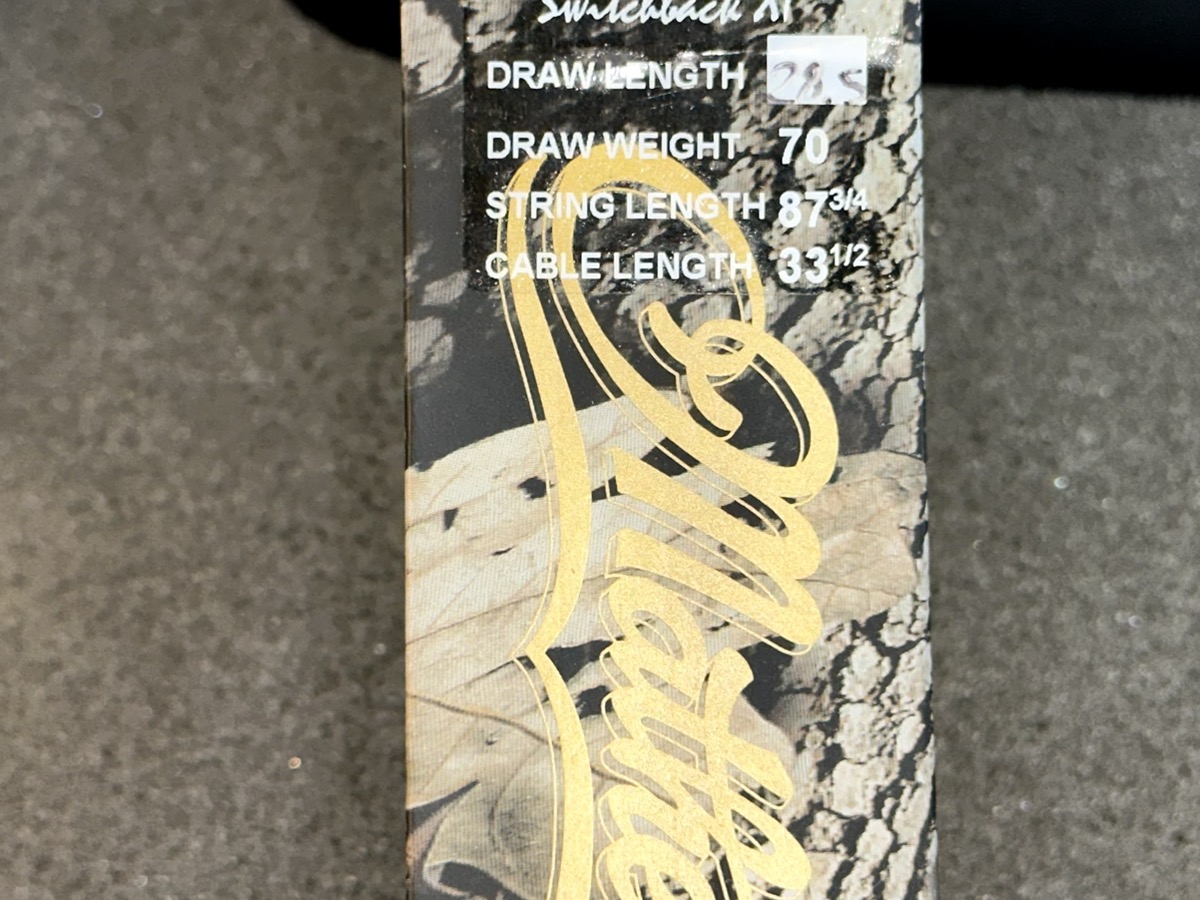 Mathews Switchback XT Compound Bow Right Hand w/ Case Very Good | Buya