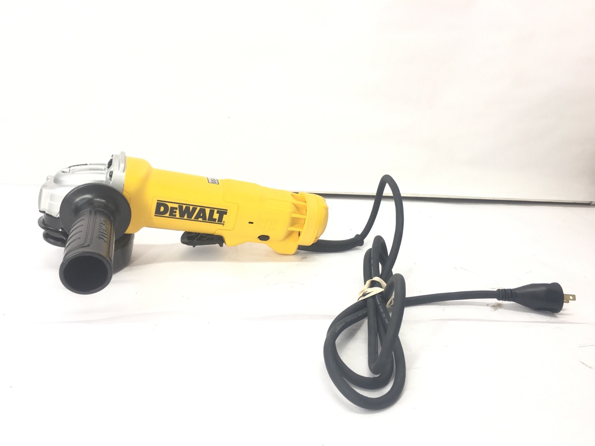 DEWALT DWE402 11 Amp 4-1/2 in. Angle Grinder (DC-AL) Good | Buya