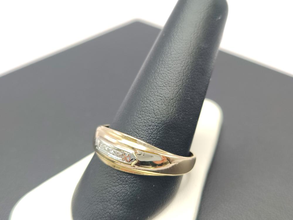 Gent's Diamond Fashion Ring 3 Diamonds .03 Carat T.W. 10K Yellow Gold 3 ...