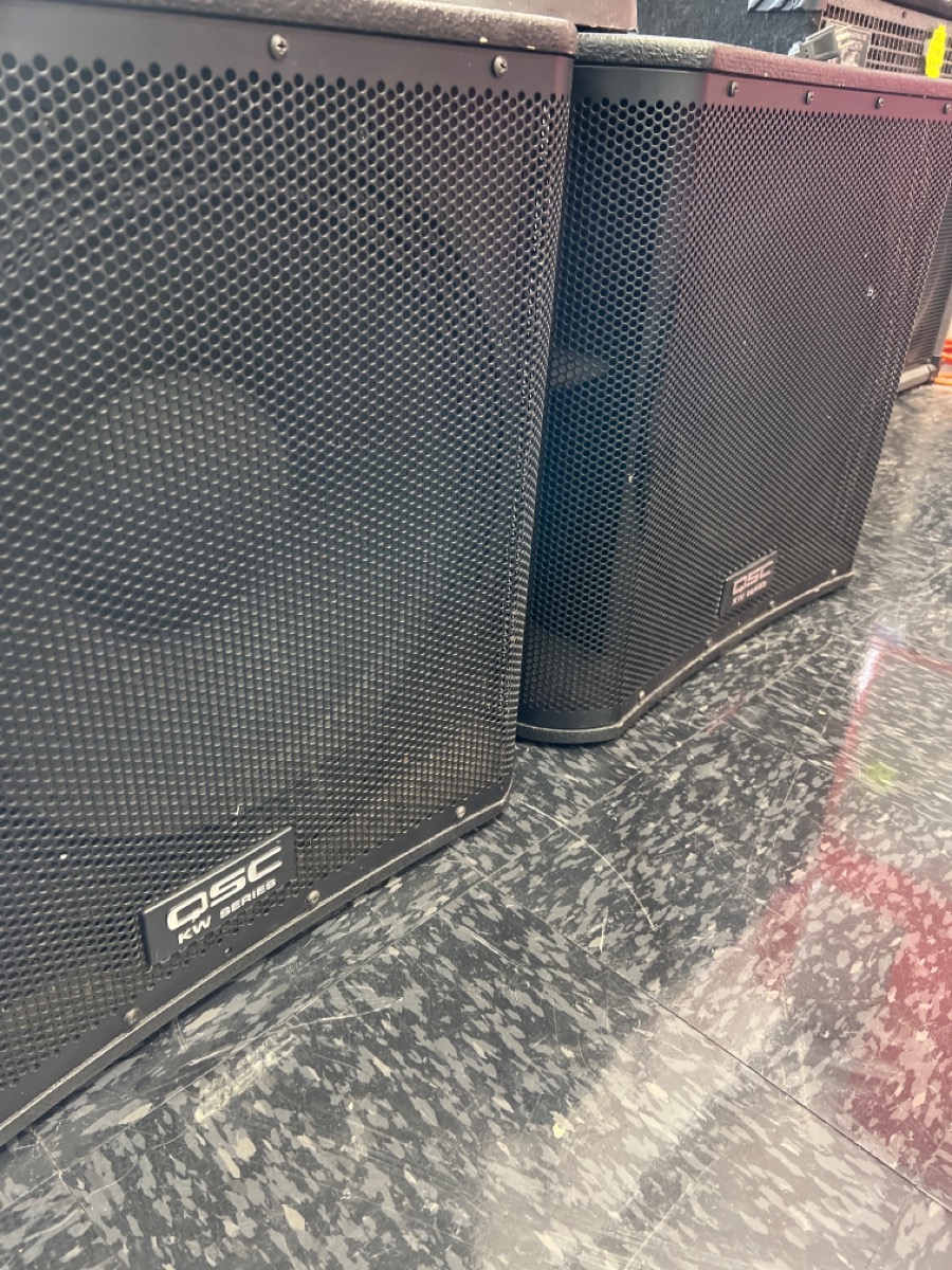 QSC AUDIO KW181 Good | Buya