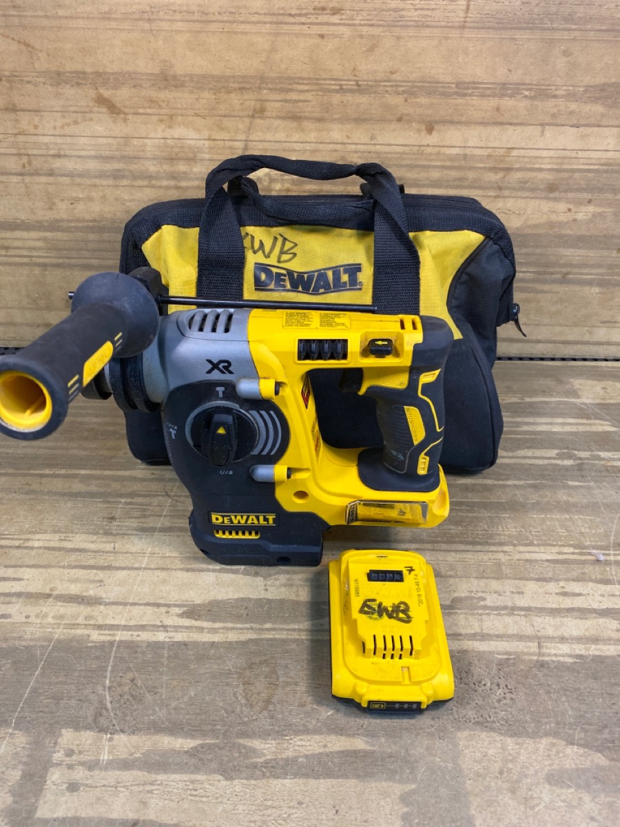 DEWALT DCH273 20V MAX XR Cordless Brushless 1" SDS Plus L-Shape Rotary ...