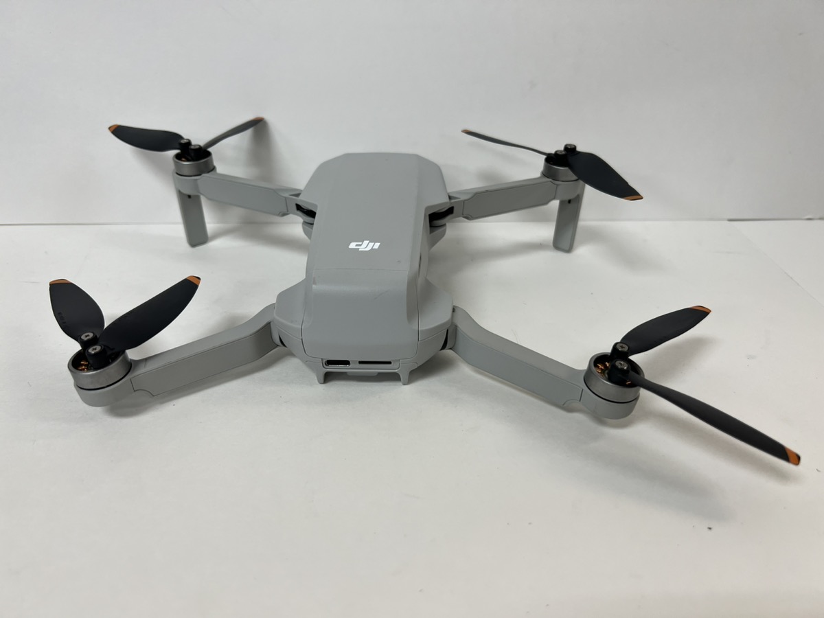 DJI MINI SEDJI Mini SE, Drone Quadcopter with 3-Axis Gimbal, 2.7K ...