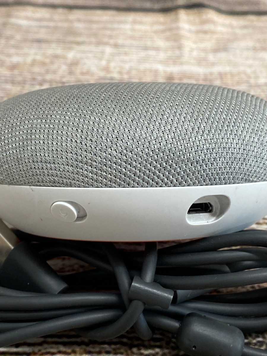 Nest Mini (2nd Generation) with Google Assistant - Chalk Very Good | Buya