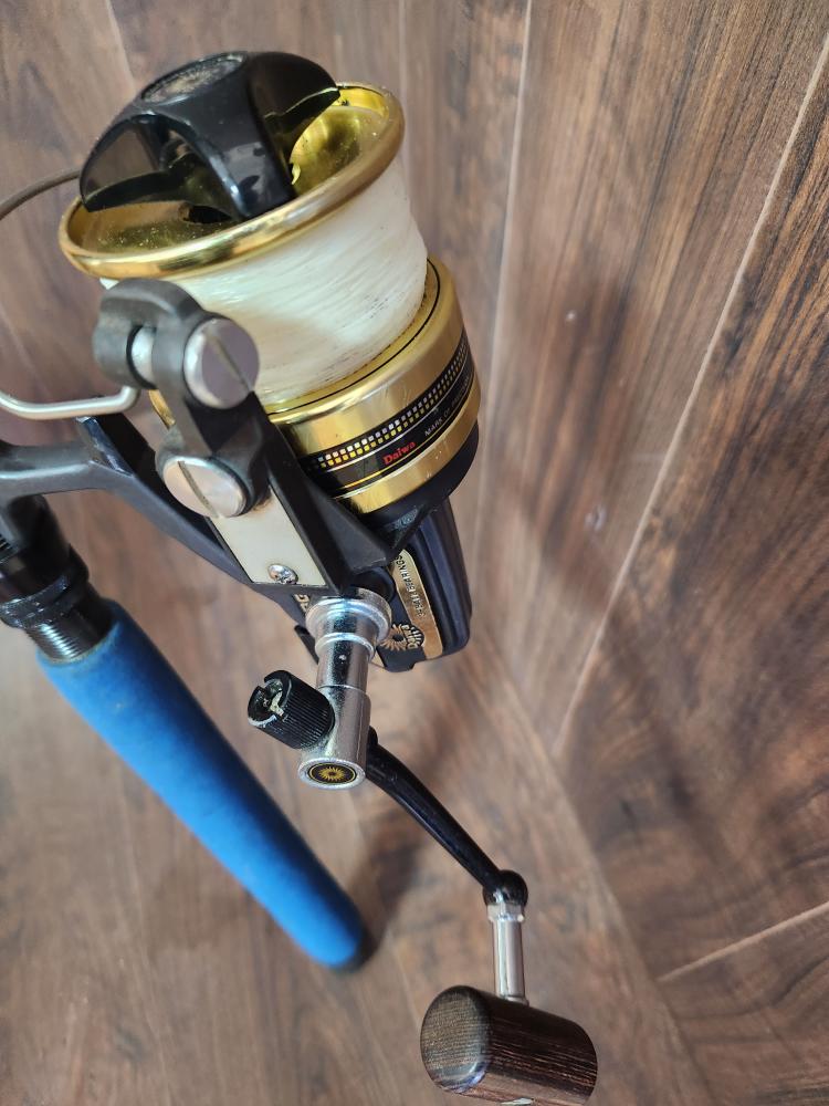 DAIWA BG90 SPINNING ROD/REEL COMBO *INSTORE PICKUP ONLY* Acceptable | Buya