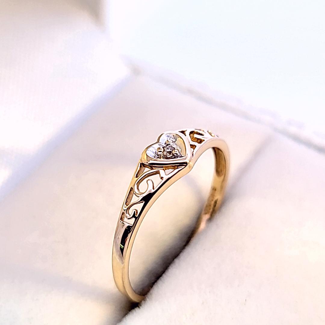 Diamond Heart Solitaire Ring .01 CT. 10K Yellow Gold 0.9g Size:6 Pre ...