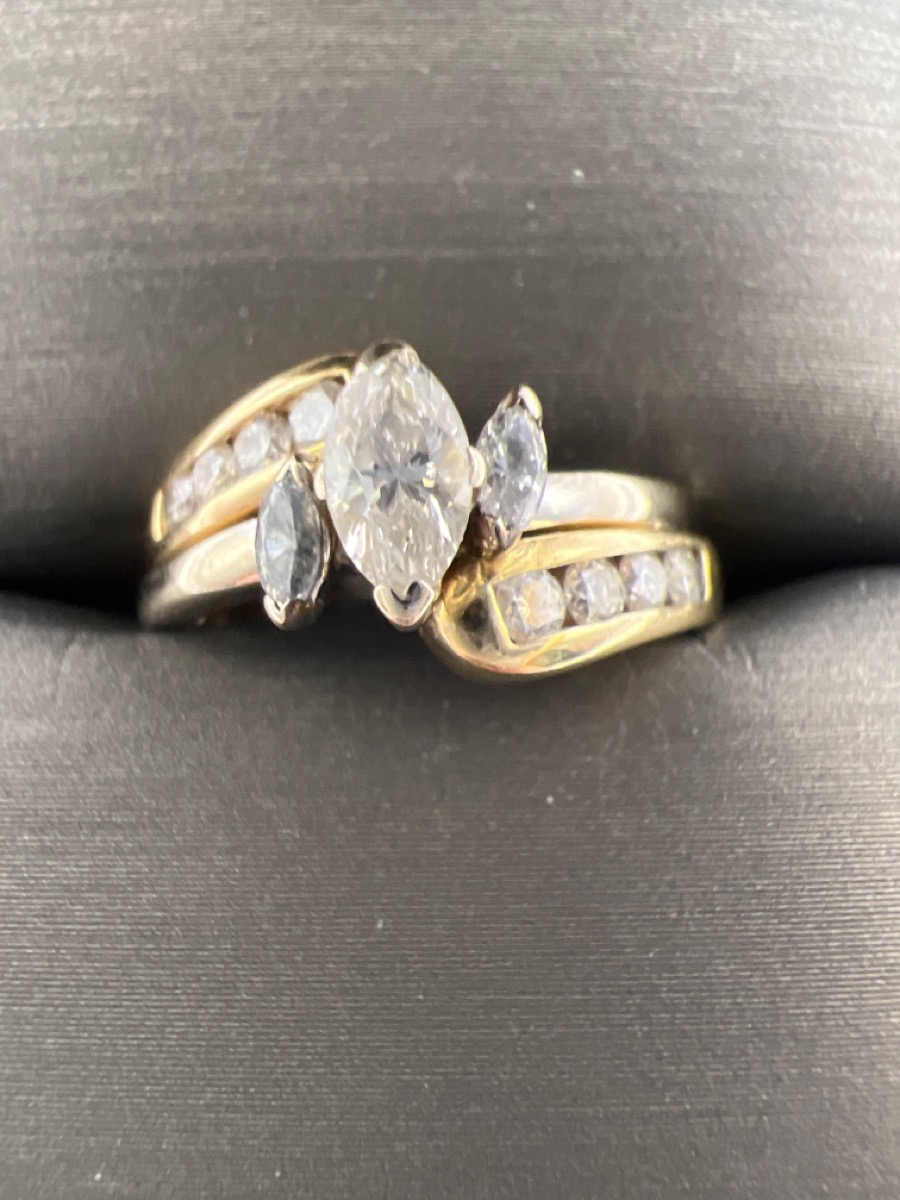 LADIES Lady's Diamond Engagement Ring 11 Diamonds .32 Carat T.W. Pre ...