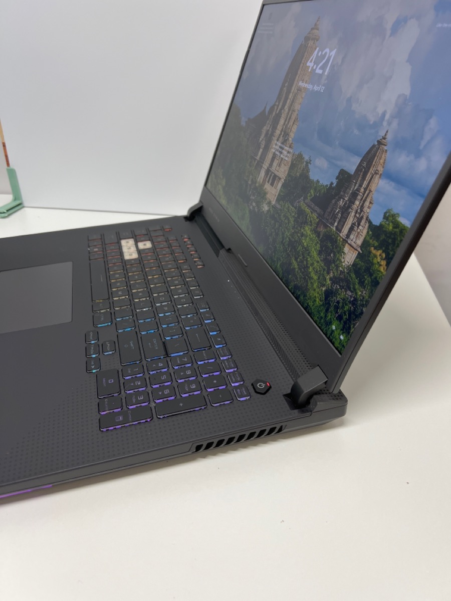 ASUS G713 Very Good | Mannisi Jewelers Pawnshop, Inc. | St. Louis | MO