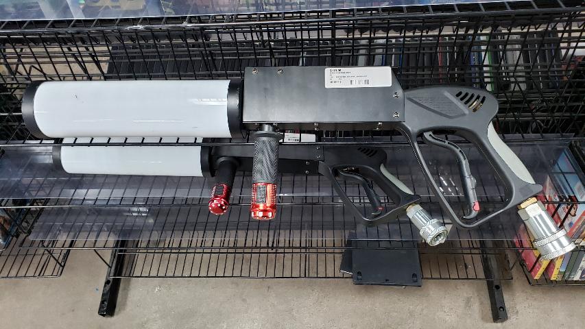 FOG GUN W/LIGHTS Like New | Buya