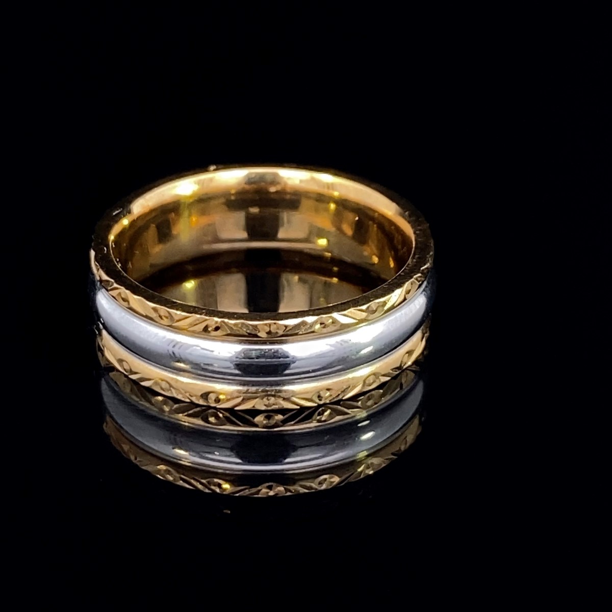 18K Yellow Gold & Pt .950 Platinum Apx 6mm Wide Band 9.33g sz 7 Pre-owned | Buya