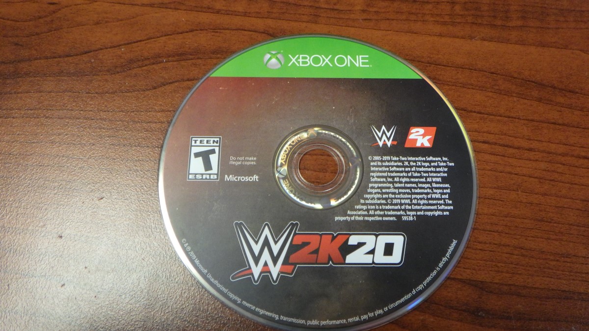 WWE 2K20, XBOX ONE GAME, COMES W/ ORIGINAL CASE, RATED T FOR TEENS Good ...