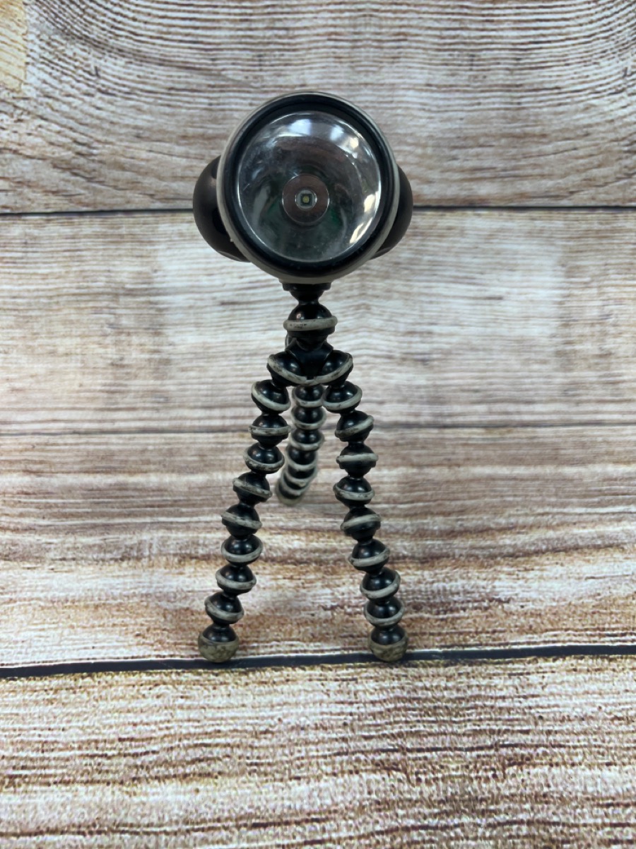 Joby Gorillatorch Flare LED Flashlight w/ Tripod Acceptable | Buya