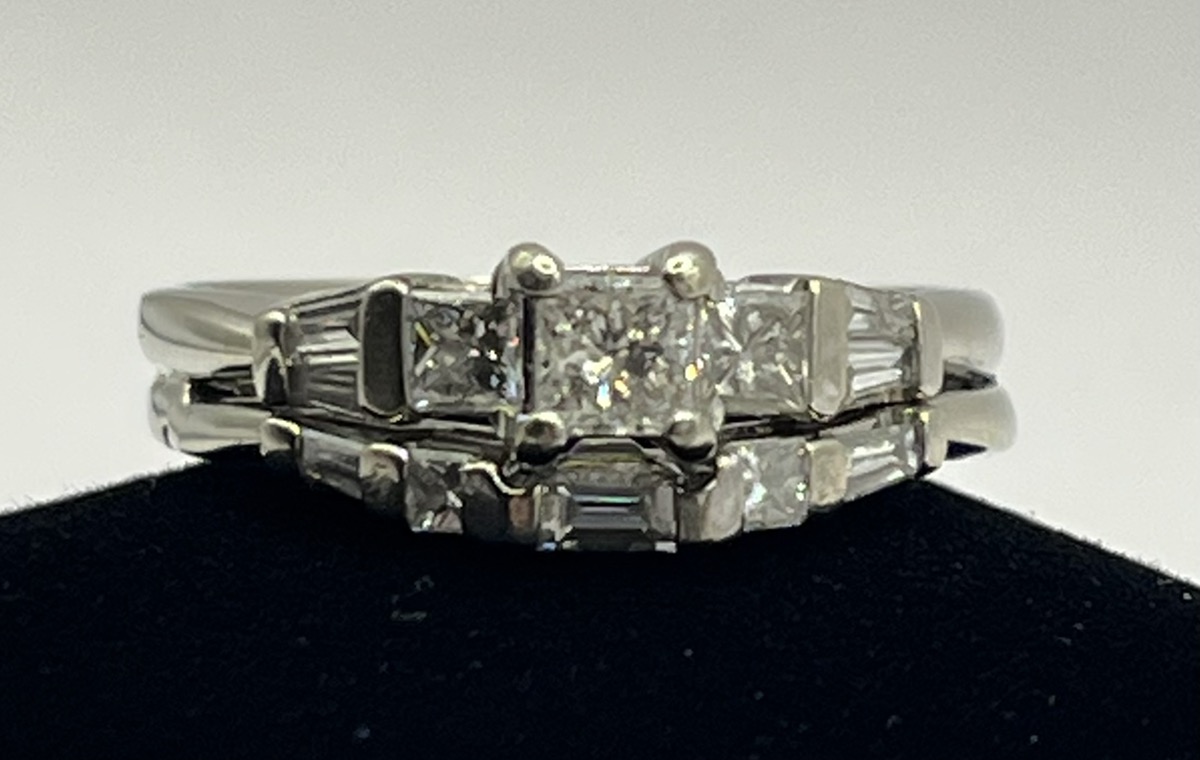 Gold-Diamond Scrap 11 Diamonds .91 Carat T.W. 14K White Gold 4.9dwt Pre ...