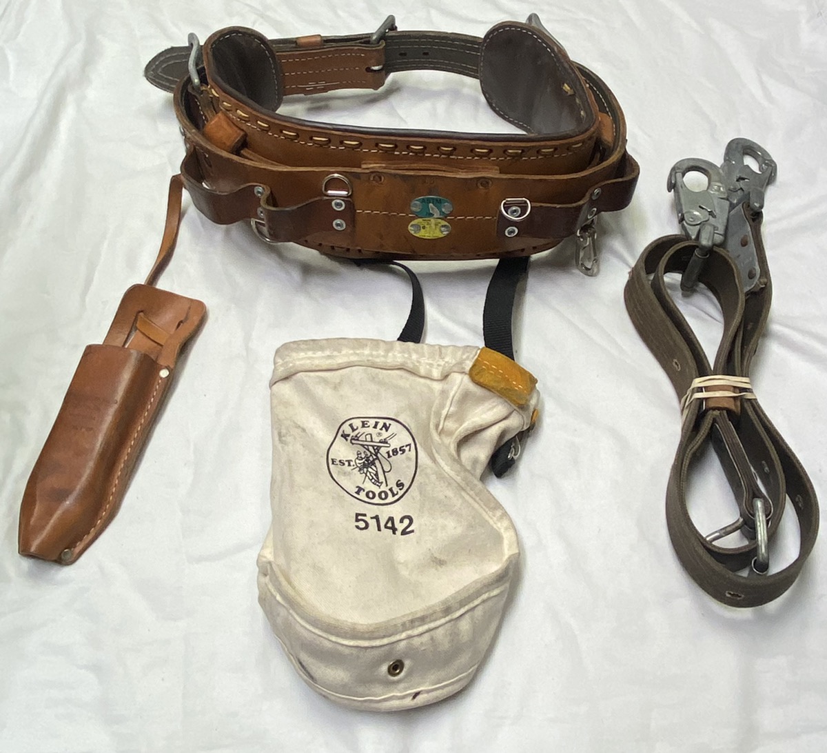 BASHLIN INDUSTRIES SIZE D23 LINEMAN CLIMBING BELT W/ ACCESSORIES Very ...