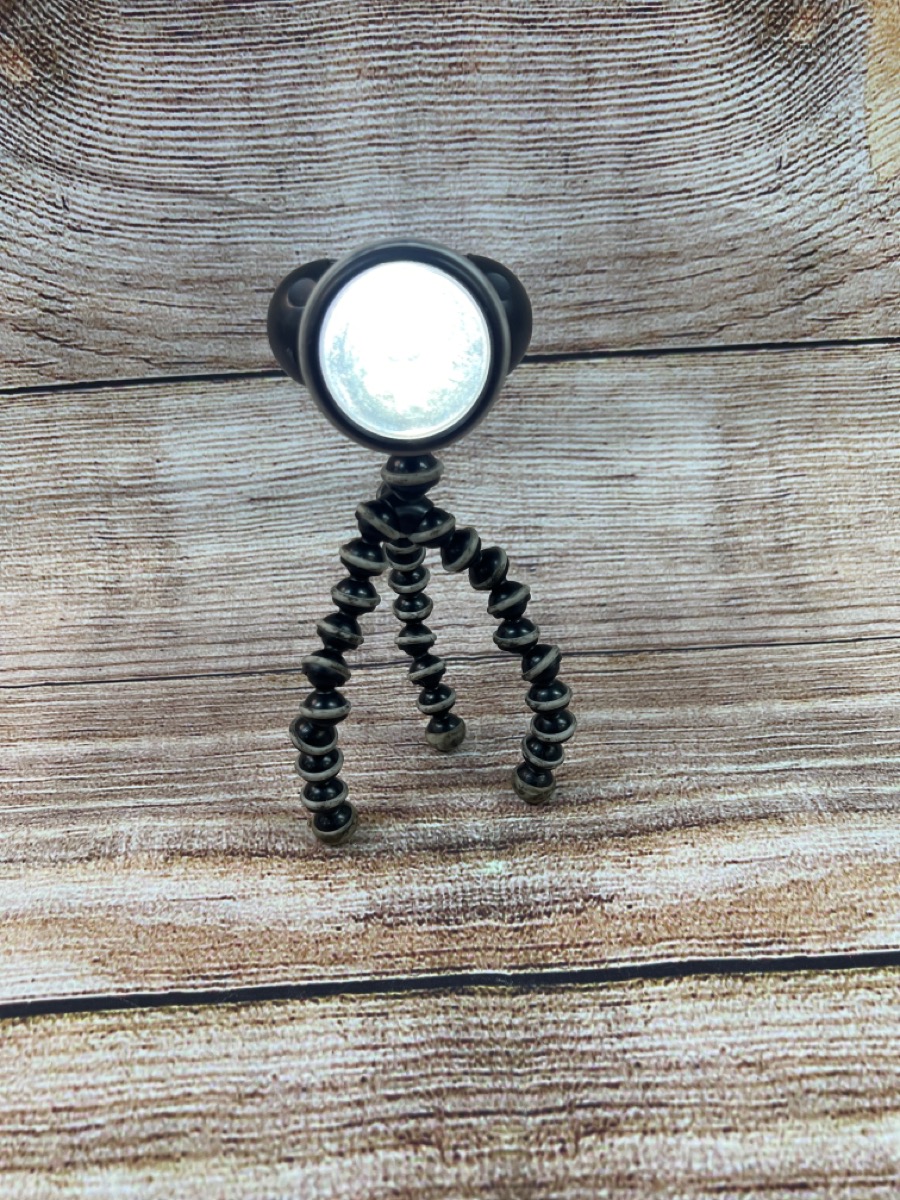 Joby Gorillatorch Flare LED Flashlight w/ Tripod Acceptable | Buya