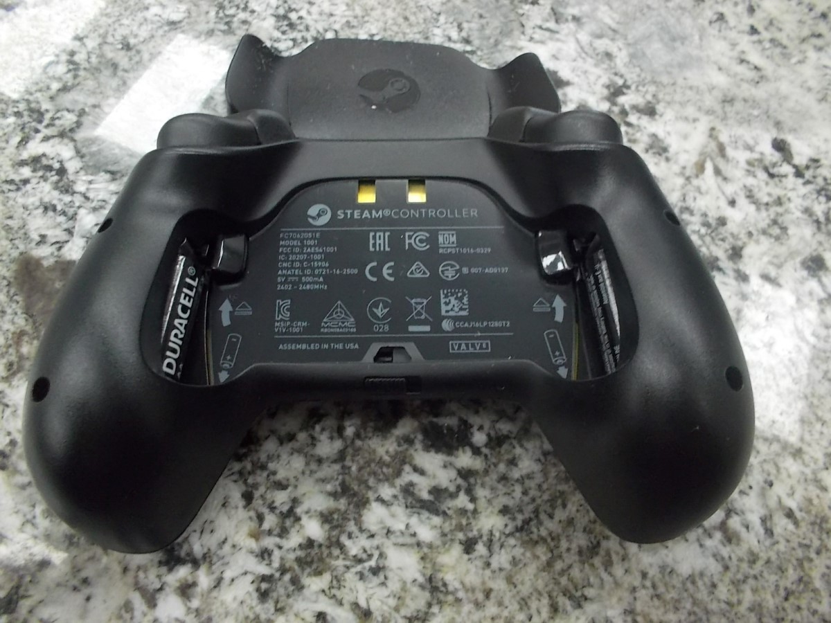 STEAM CONTROLLER MODEL 1001 For parts or not working | Buya