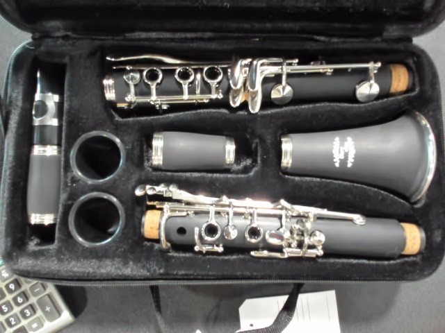 GLORY MUSICAL INSTRUMENTS CLARINET Like New | Buya