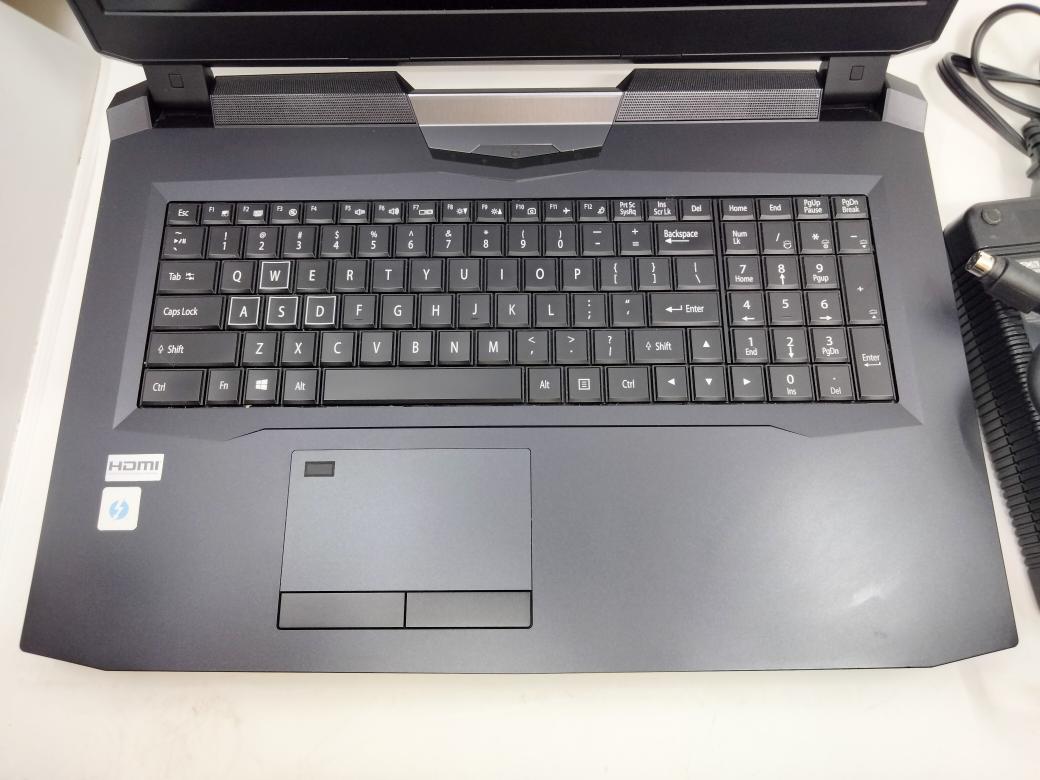 DIGITAL STORM P775TM1 STYLE GAMING LAPTOP Like New | Buya