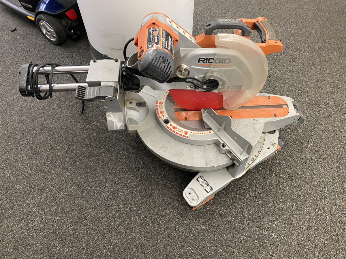 RIDGID TOOLS MS1290LZA 15 AMPS 12" MITER SAW NO BAG Good | Buya