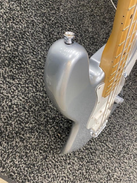 CUSTOM PARTS CASTER SILVER BASS GUITAR Acceptable | Pawn 1 | Spokane | WA