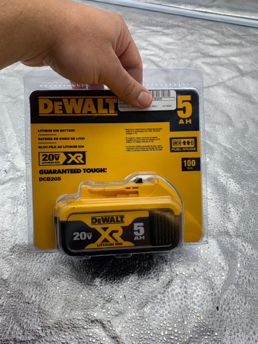 DEWALT DCB205 Brand New | Buya