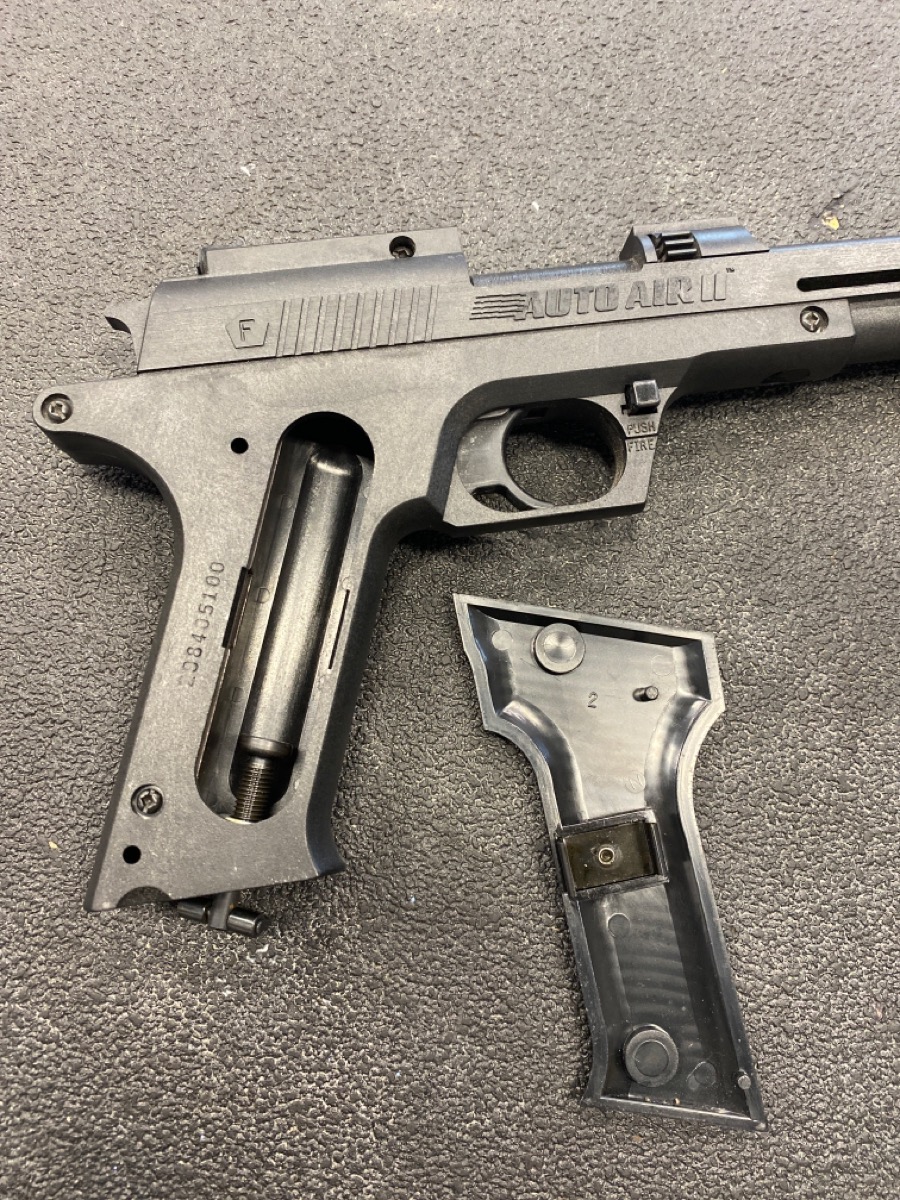 CROSMAN AUTO II C02 .177-CAL COPPERHEAD BB GUN Brand New | Buya