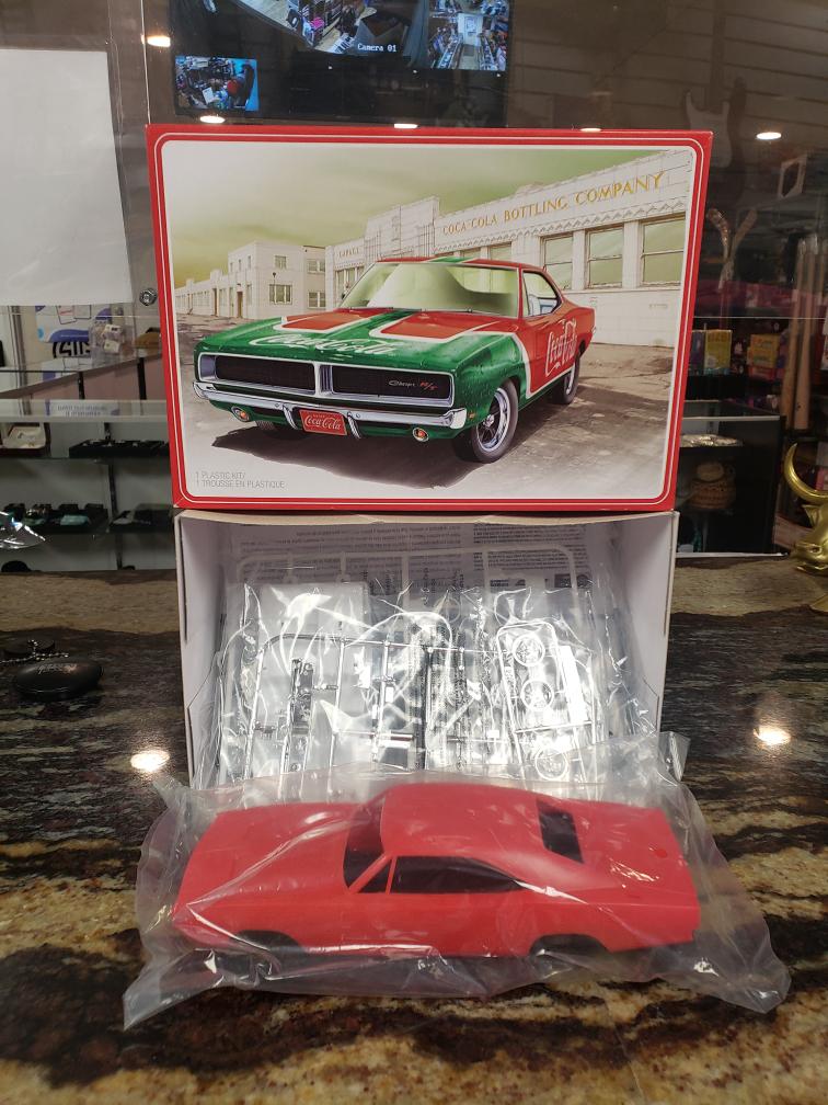 MPC 1969 Dodge Charger RT Coca-Cola Plastic Model Kit 1/25 Scale AMT ...