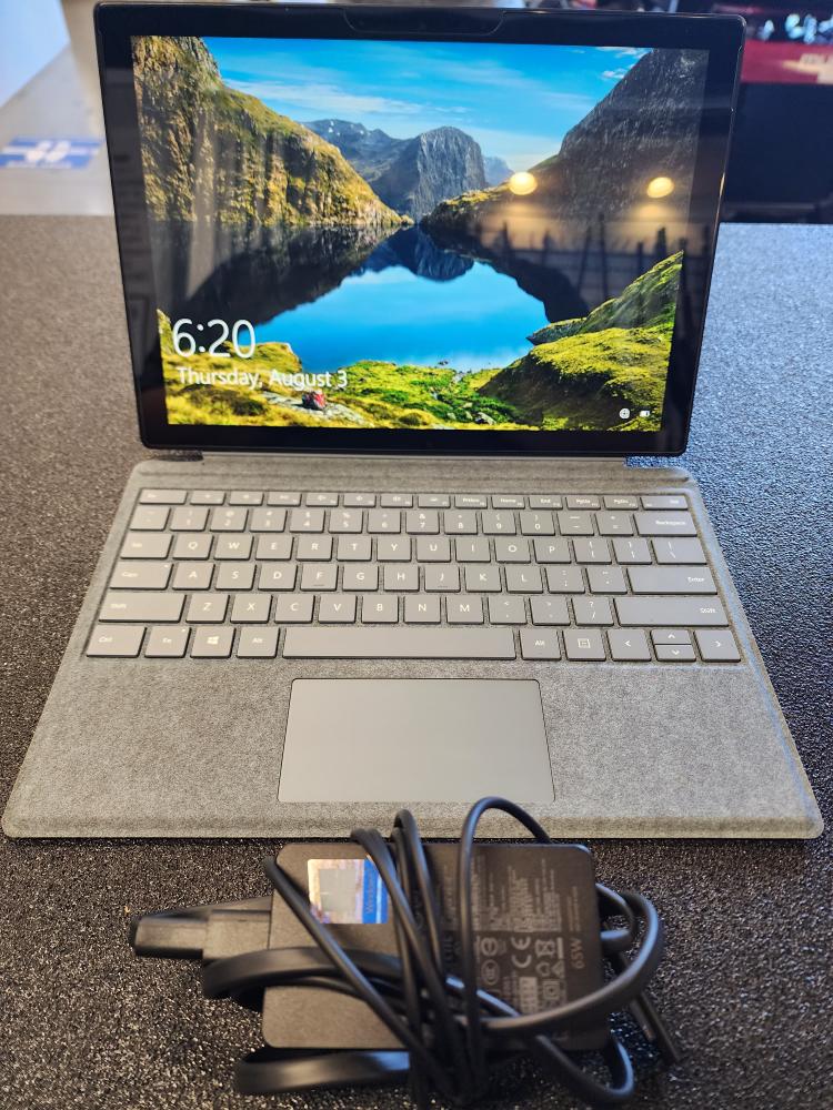 Microsoft Surface Pro 7 1866 12 3 256gb Intel Core I5 10th Gen 8gb