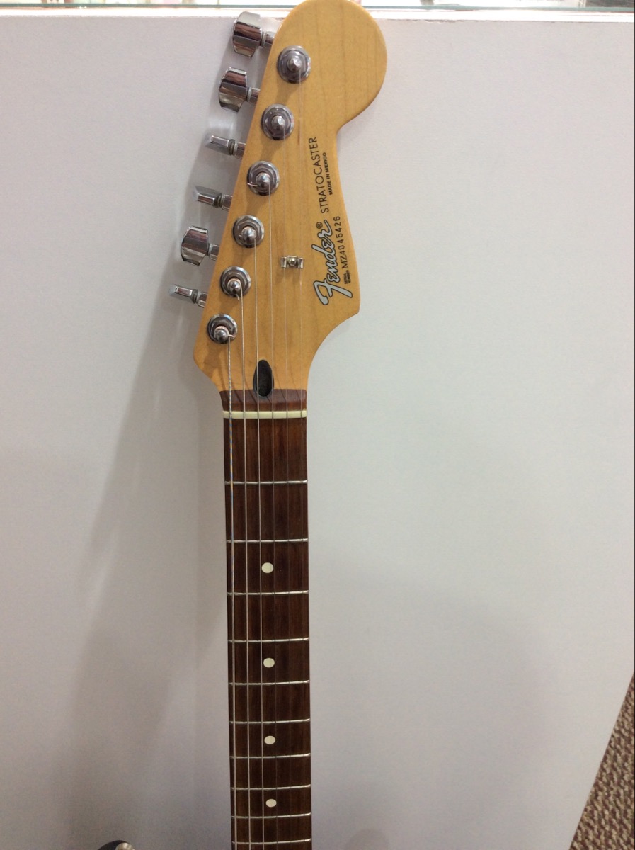 FENDER STRATOCASTER (MEXICO) ELECTRIC GUITAR Very Good | Buya