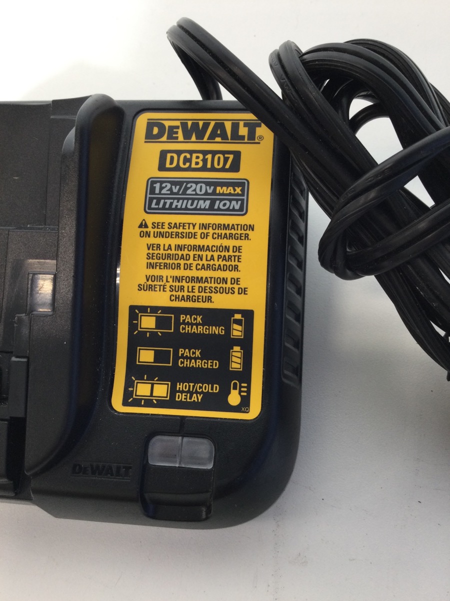DEWALT DCB107 12V/20V BATTERY CHARGER ONLY Good | Pawn 1 | Spokane | WA