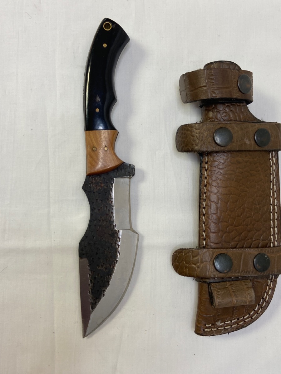 10" CUSTOM MADE HUNTING KNIFE WITH 6" DECORATIVE BLADE AND LEATHER ...