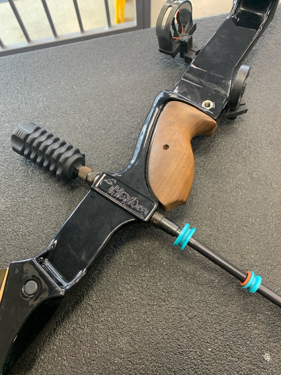 HOYT ARCHERY PRO HUNTER Good | Buya