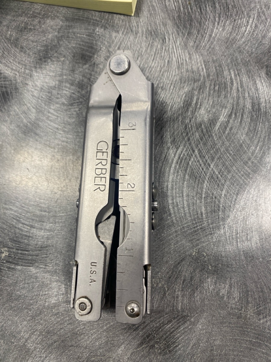 GERBER LEGENDARY BLADES MULTI PLIER Acceptable | Pawn 1 | Spokane | WA