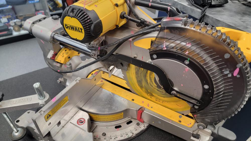 DEWALT DWS779, NO STAND, GOOD PRE OWNED CONDITION, TESTED AND WORKS ...