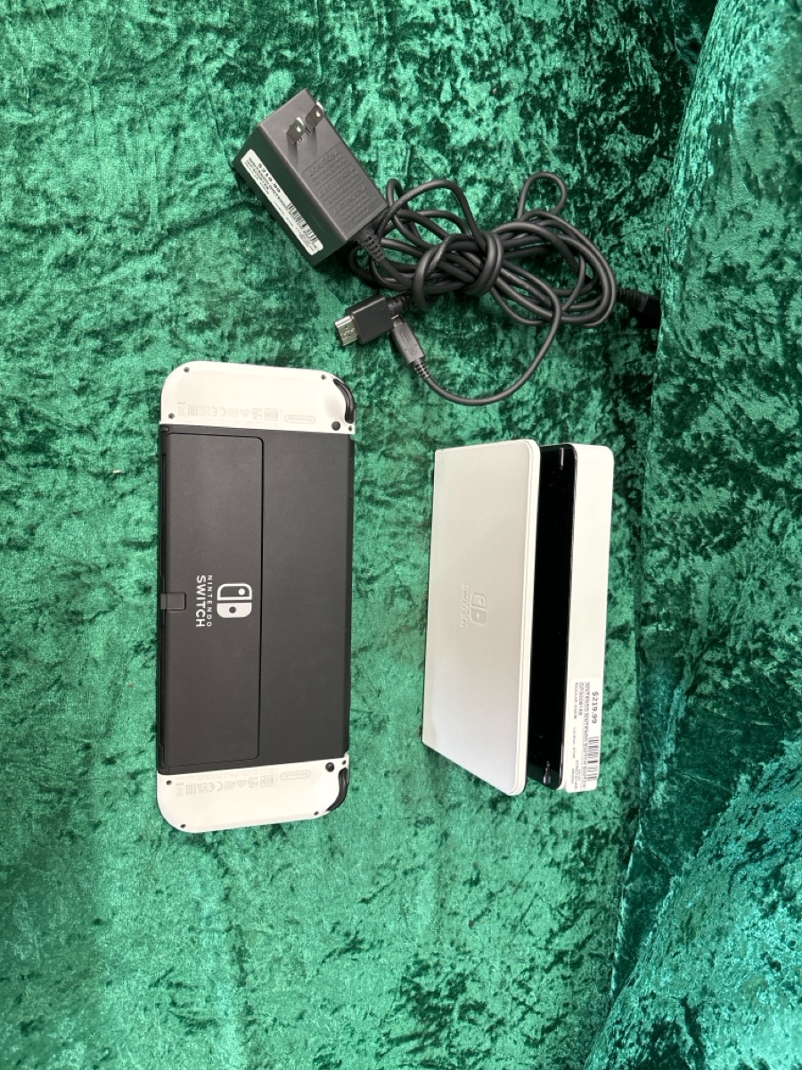 NINTENDO SWITCH HANDHELD - OLED - HEG-001 Very Good | HFO