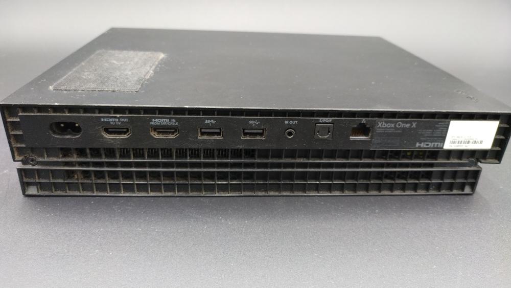 MICROSOFT XBOX ONE X - CONSOLE - 1TB - 1787 Good | Buya