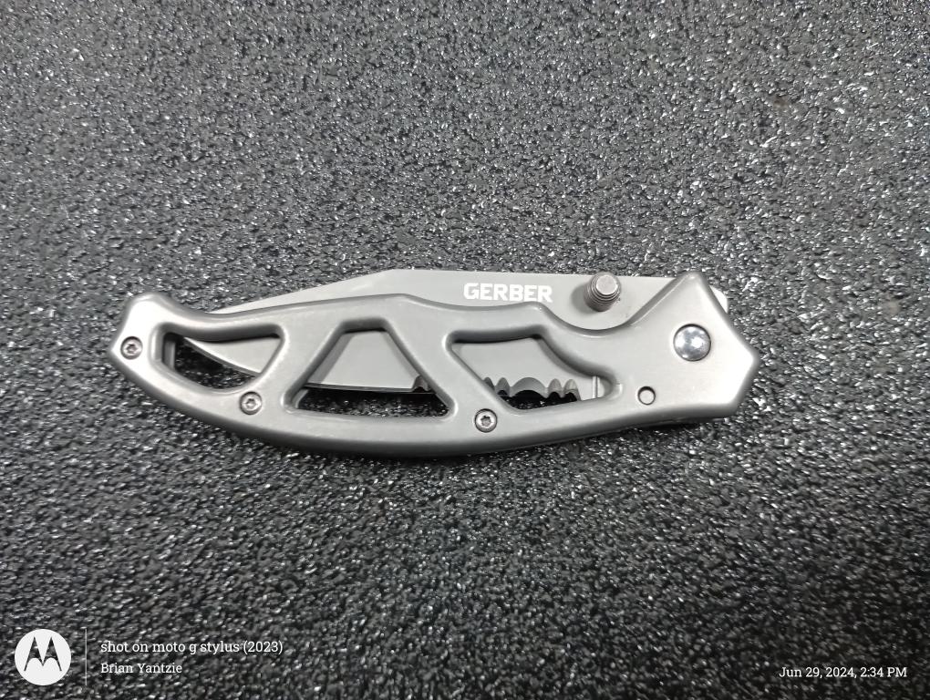 GERBER SKELETONIZED FOLDING POCKET KNIFE Very Good | Pawn 1 | Spokane | WA