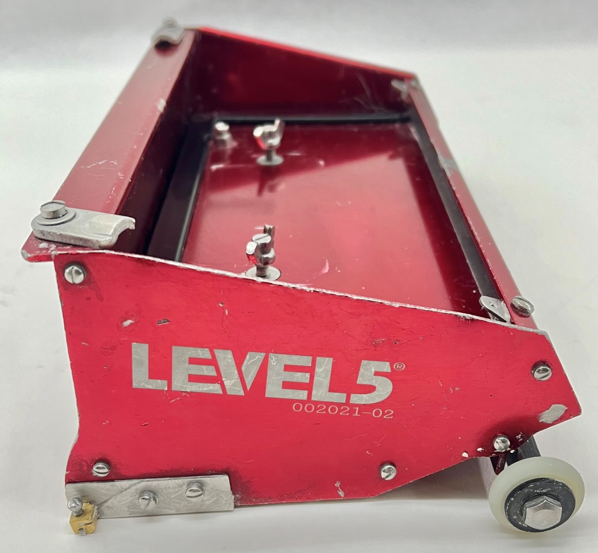 Level 5 10" Mud Box Good | Buya