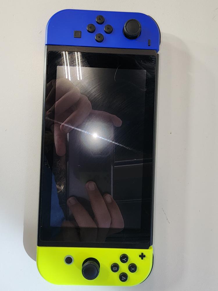 NINTENDO SWITCH HANDHELD - HAC-001 Good | Pawn 1 | Spokane | WA