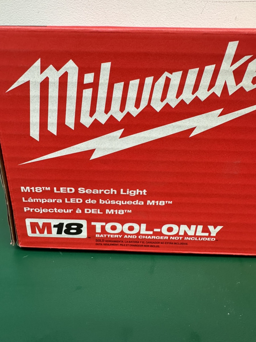 MILWAUKEE M18 LED SEARCH LIGHT (MODEL: 2354-20) *TOOL ONLY* Brand New ...