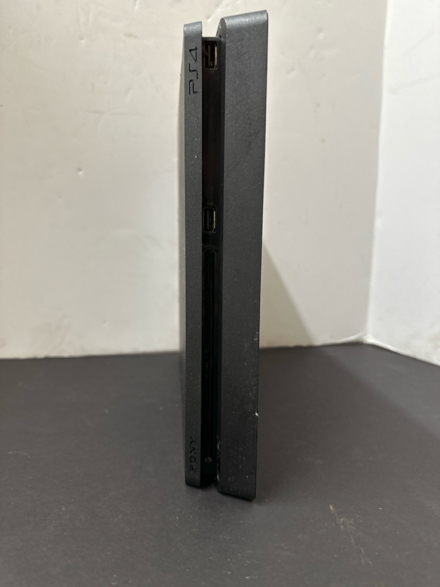 SONY PS4 - SYSTEM - CUH-2215B - 500GB - SLIM Like New | Buya