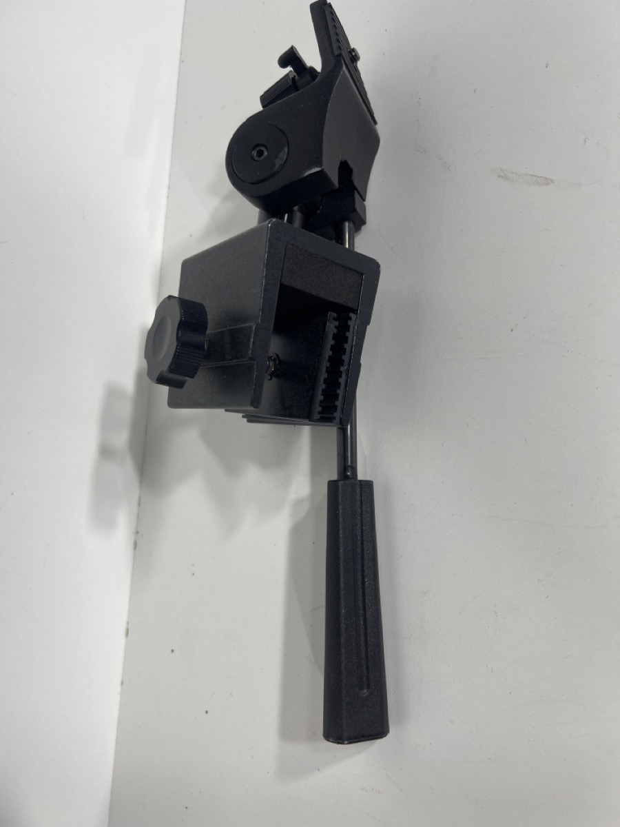 BUSHNELL CAR WINDOW MOUNT 78-4405 Good | Pawn 1 | Spokane | WA