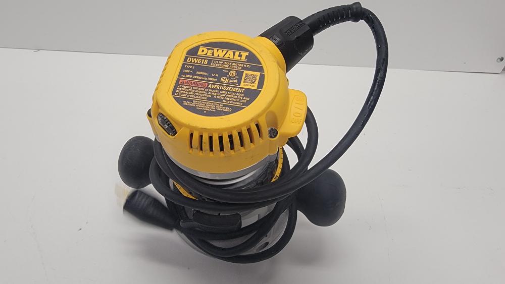 DEWALT DW618 2-1/4 HP Electronic Variable Speed Fixed Base and Plunge ...