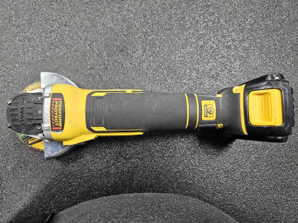 DEWALT DCG405 Good | Pawn 1 | Spokane | WA