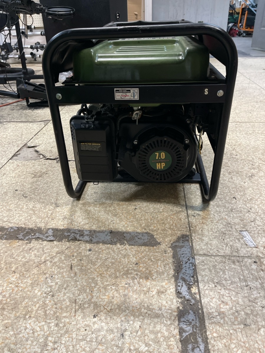 SPORTSMAN'S GEN4000 4000W GAS POWERED GENERATOR. (oe) Very Good | Buya