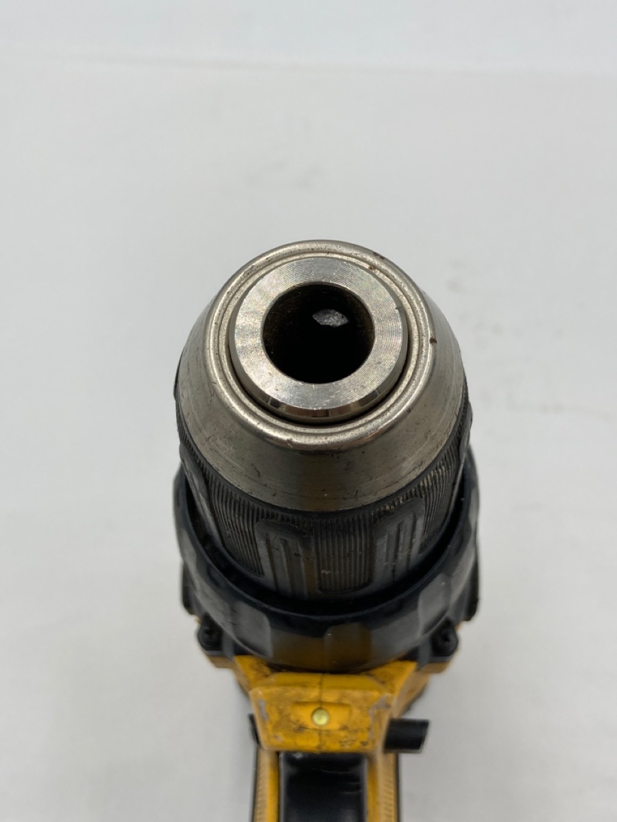 DEWALT CORDLESS DRILL DCD777 Good | Buya