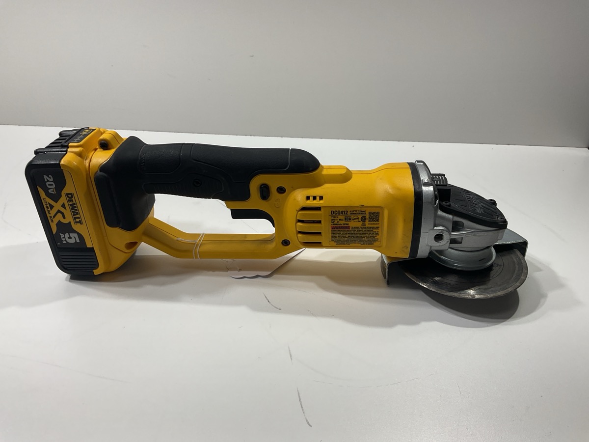 DEWALT DISC GRINDER DCG412 WITH BATTERY Good | Pawn 1 | Spokane | WA